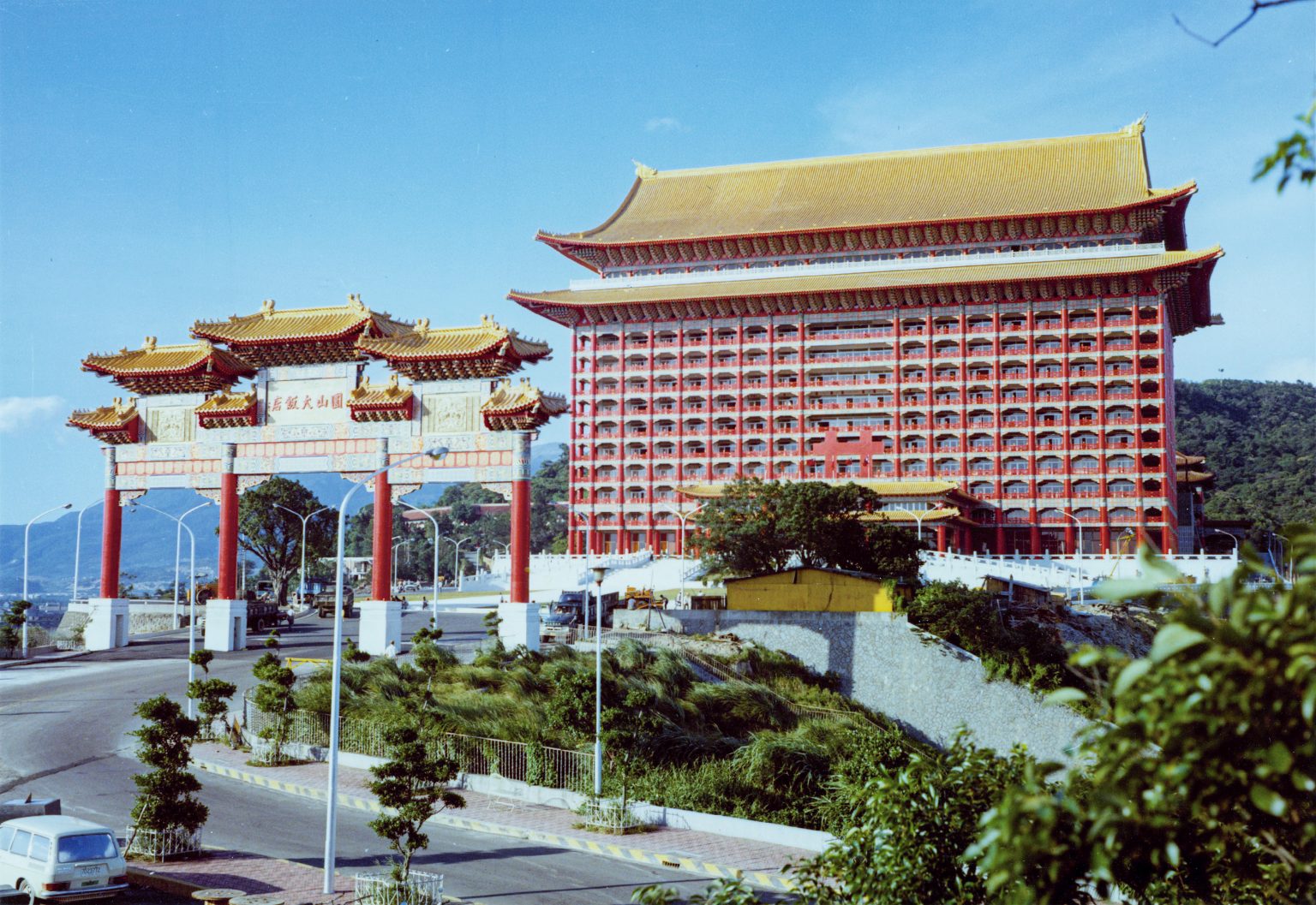 大陸建設琢白55 Timeless - CEC