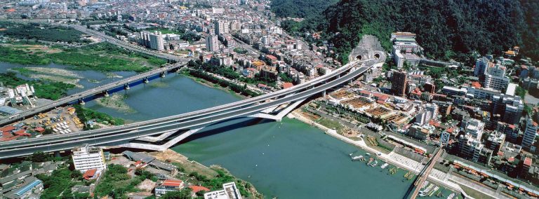 National Highway No. 3 Bitan Bridge & Xindian Tunnel - CEC