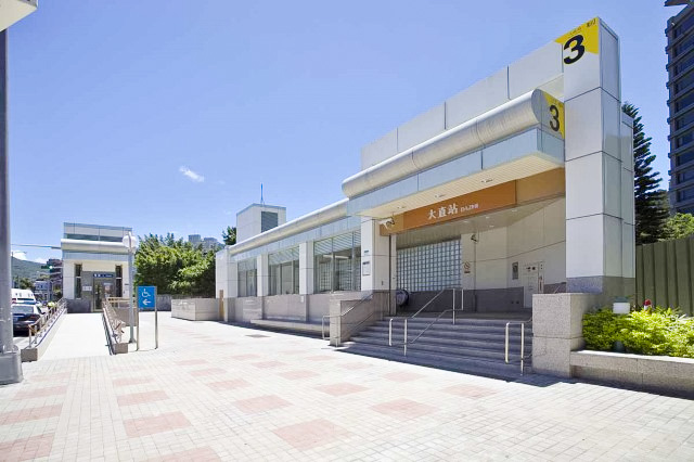 Taipei MRT Neihu Line Contract CB420 - CEC