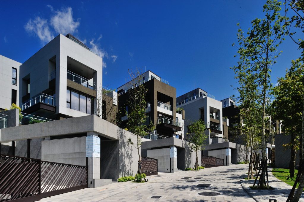 大陸建設琢白55 Timeless - CEC